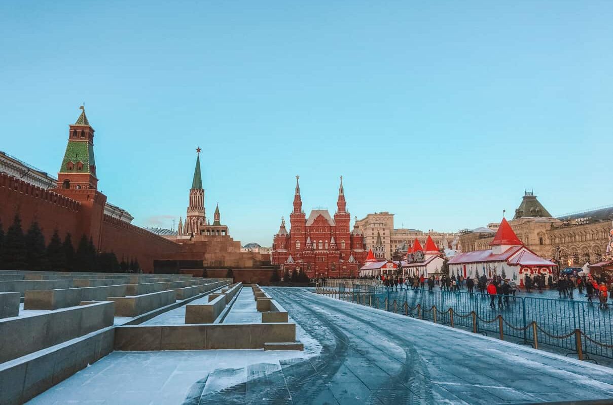 Кремљ: Ако Зеленски е подготвен да се сретне со Путин, може да дојде во ...