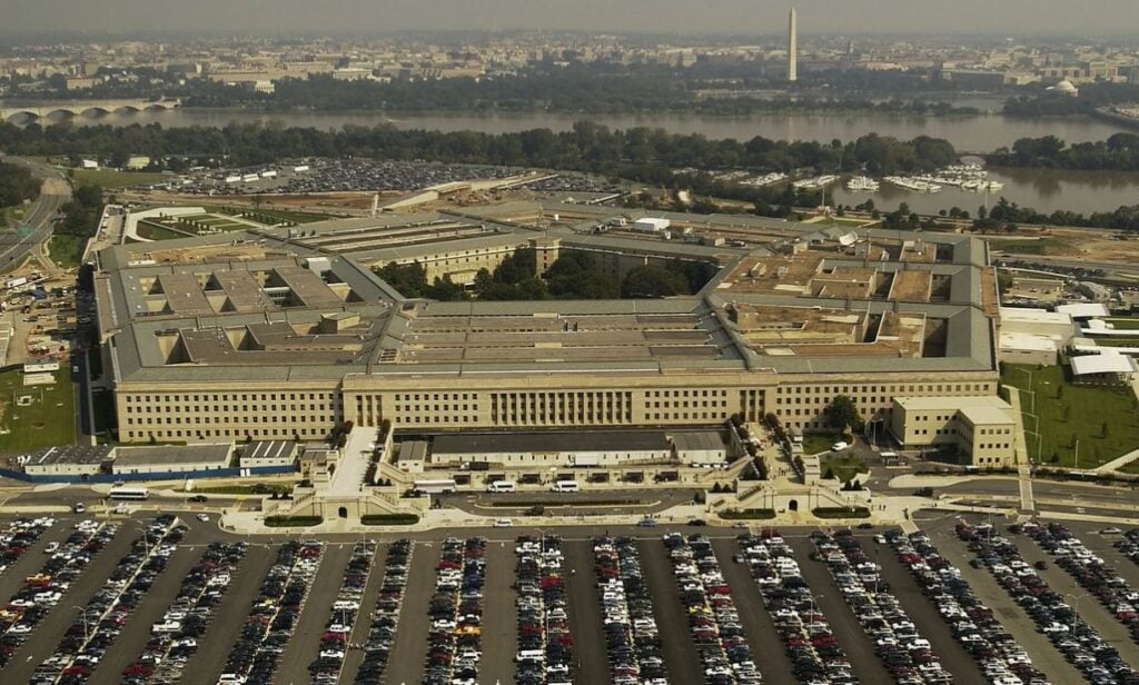 Од ракетни напади до кибер операции и психолошка војна се опциите што ...