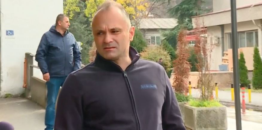 Филипче: Двајцата пациенти се стабилни, хоспитализирани на Пластична ...