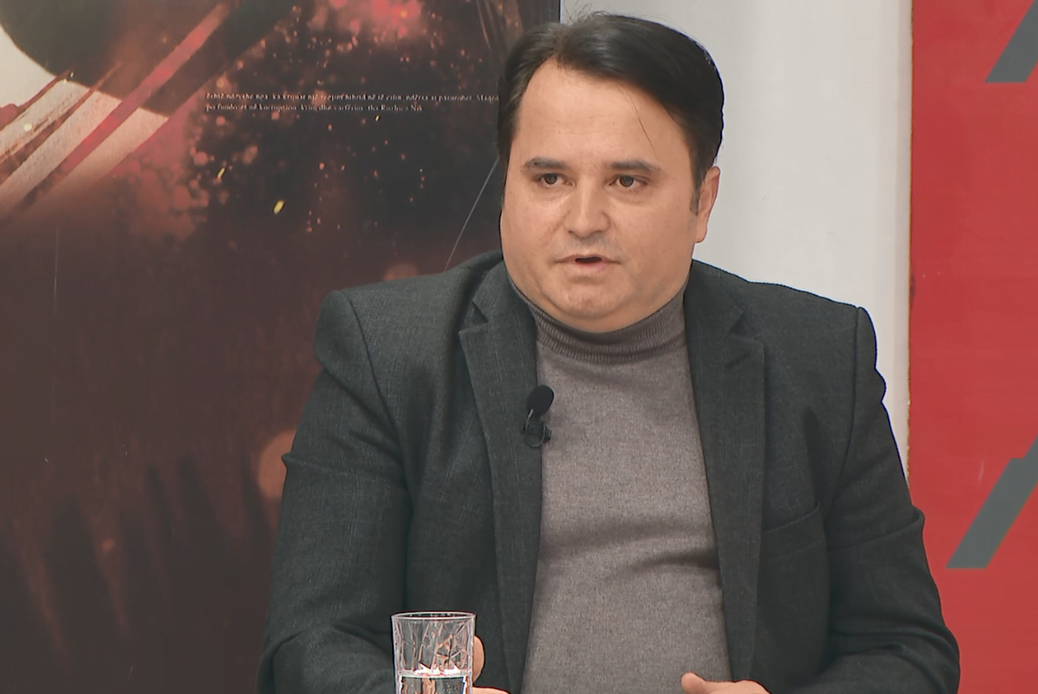 Дика: Овде чистачките се ангажирани со директиви од партијата, а камо ...