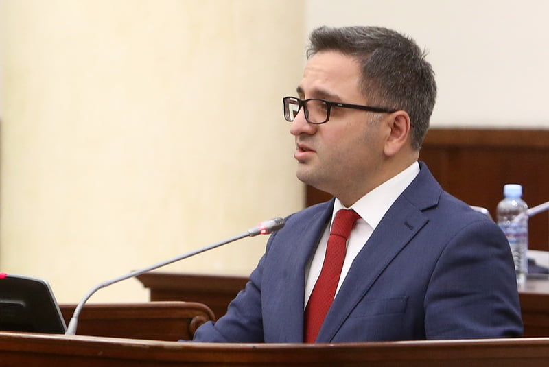 За Финансии има финансии, а за другите во администрацијата – здравје