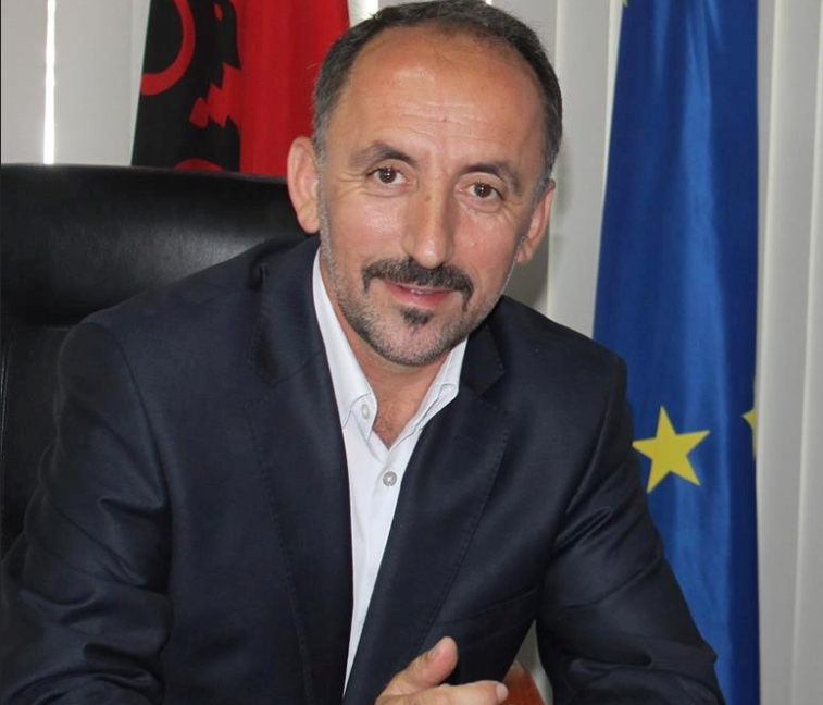 Бејта и Таравари во судир, кого поддржале членовите на ДУИ за ...