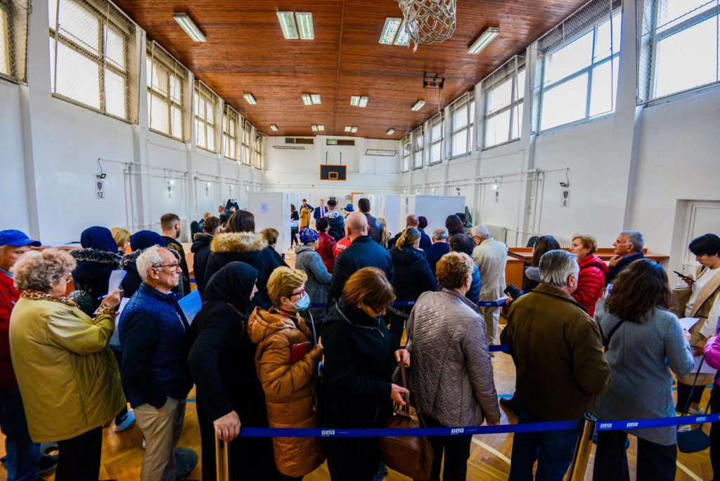 Почна со работа пунктот за нови документи без закажување - Алсат ТВ