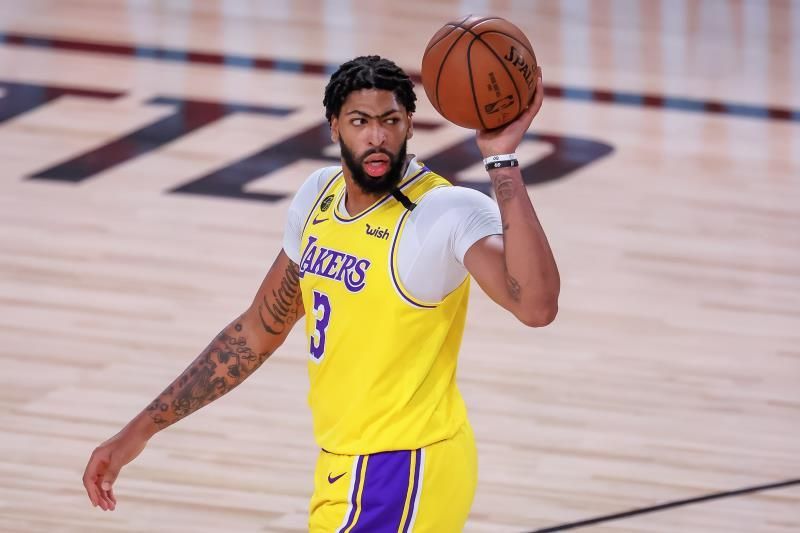 Entoni Dejvis firmos kontratën 190 mln dollarë - Alsat