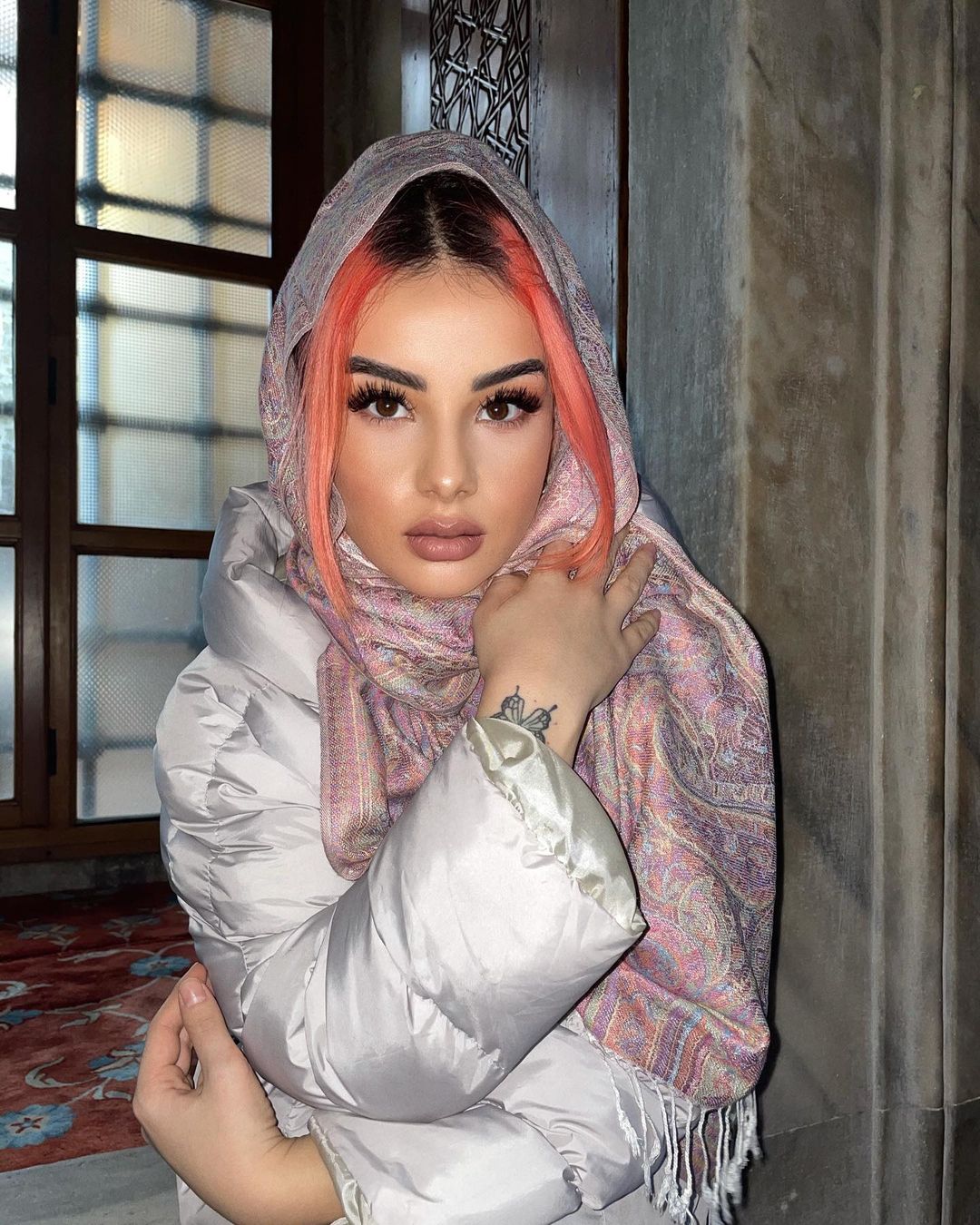 Rina Balaj ka ditëlindjen sot, ja sa vjeç është reperja - Alsat