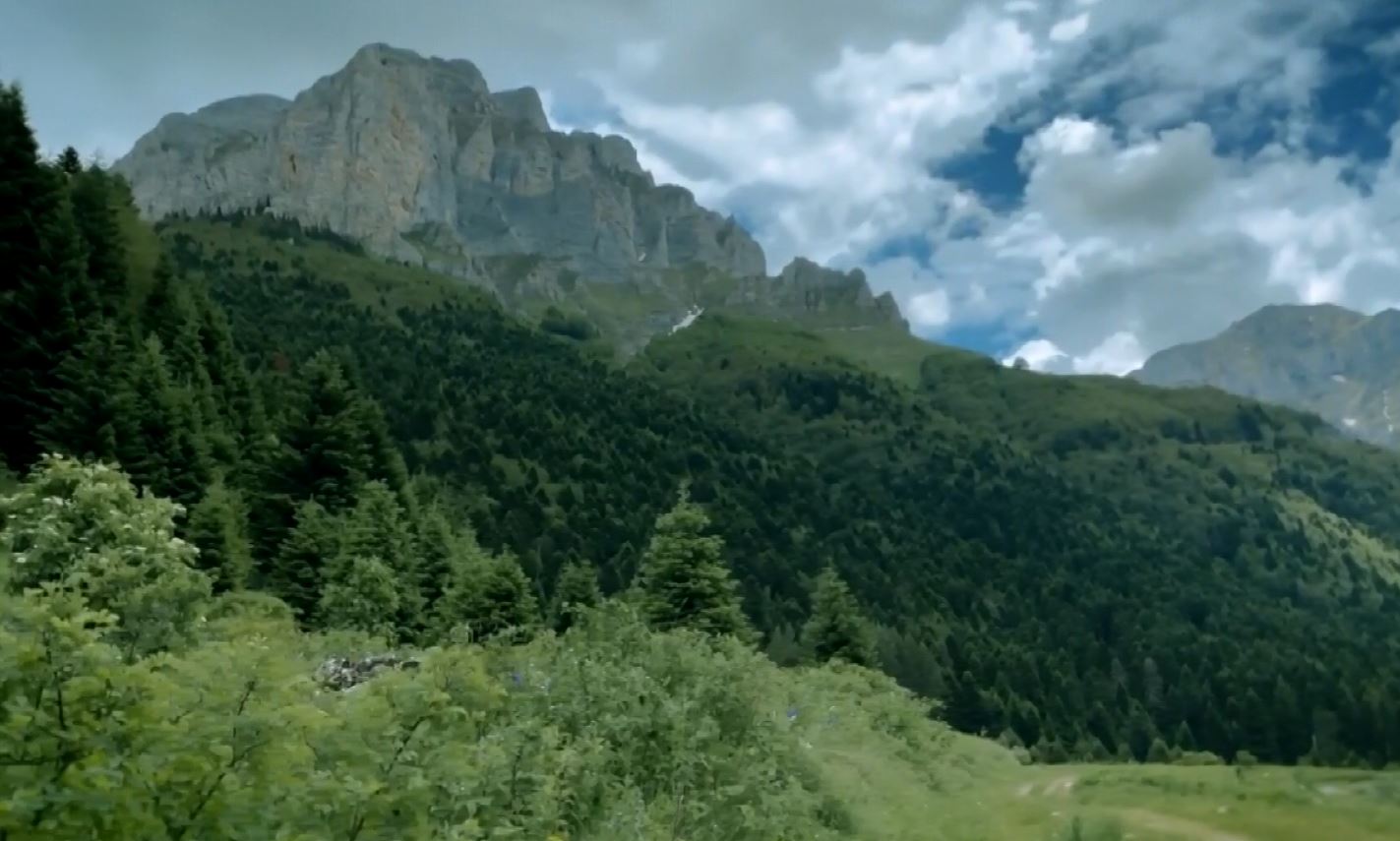 “Mali Sharr”, bisedohet për ndërprerjen e ndërtimit të hidrocentraleve ...