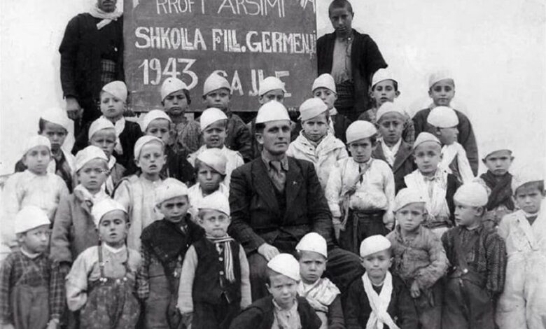 Plisi - Foto e rrallë - Alsat