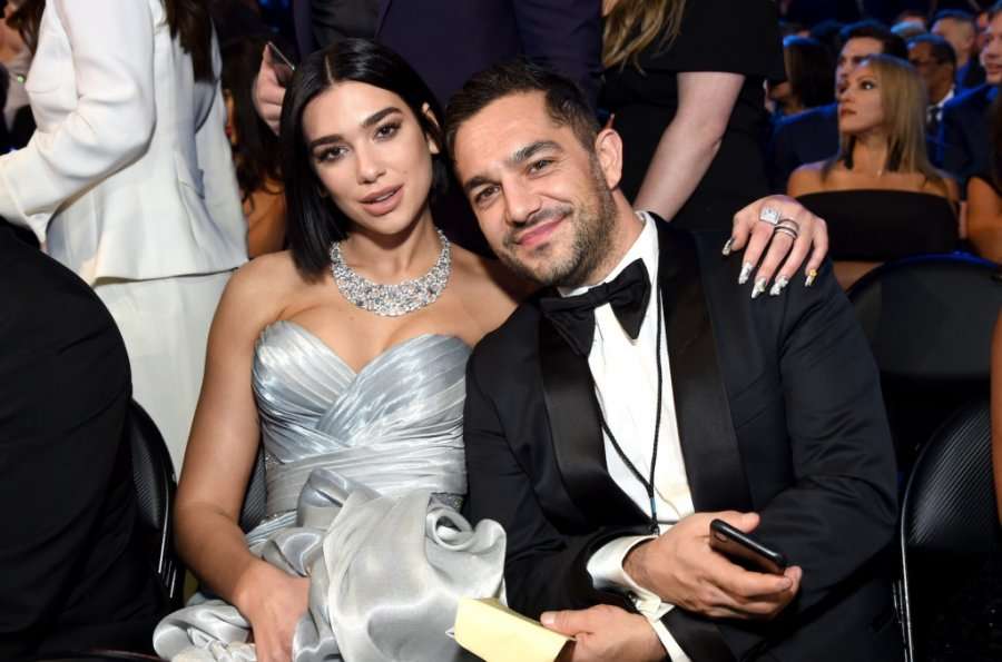 Dua Lipa ndahet nga menaxhmenti i saj - Alsat