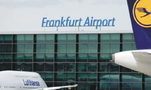 Vodhi e s’e pagoi gjobën, ja çfarë i ndodhi kosovares në aeroportin e ... Vodhi e s’e pagoi gjobën, ja çfarë i ndodhi kosovares në aeroportin e ...