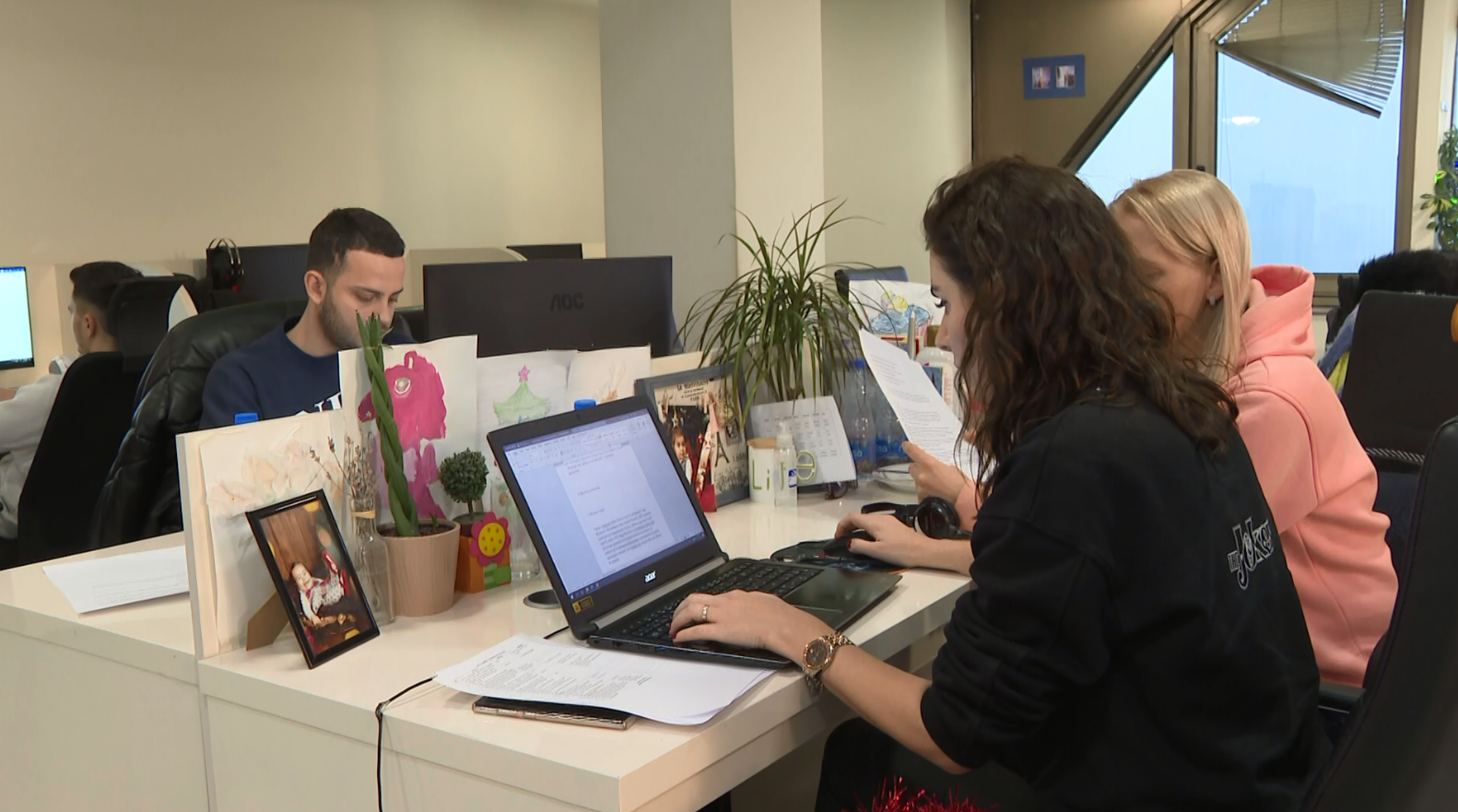 Profesionet që e presin Vitin e ri në punë - Alsat