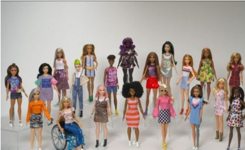 Kukulla ikonë "Barbie" mbush 64 vjeç - Alsat