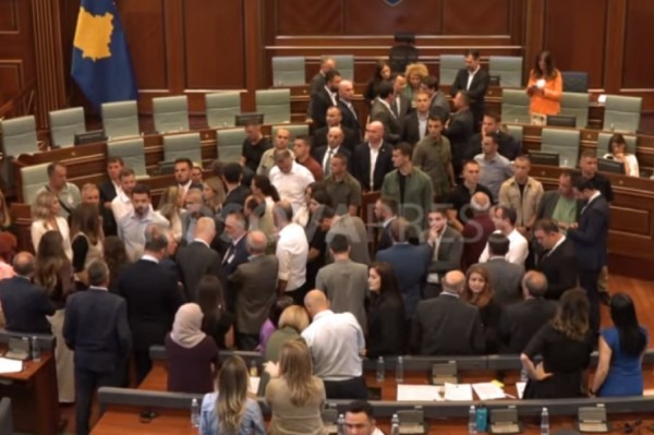 Prishtinë, Prokuroria interviston Bislimin si të dyshuar e Muratin si ... Prishtinë, Prokuroria interviston Bislimin si të dyshuar e Muratin si ...