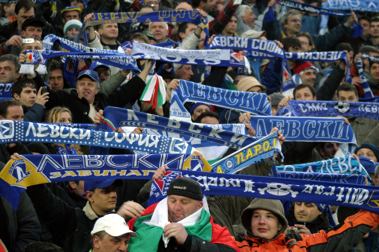Levski porosit tifozët: Përkrahni skuadrën, pa manifestime racizmi dhe ...