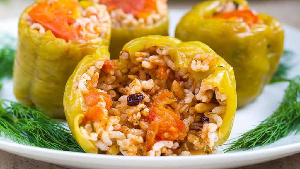 Recetë për speca të mbushur, shije perfekte - Alsat