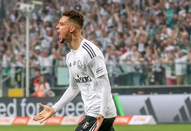 Ole Gunar Solskjaer merr vendimin për të ardhmen e Ernest Muçit - Alsat