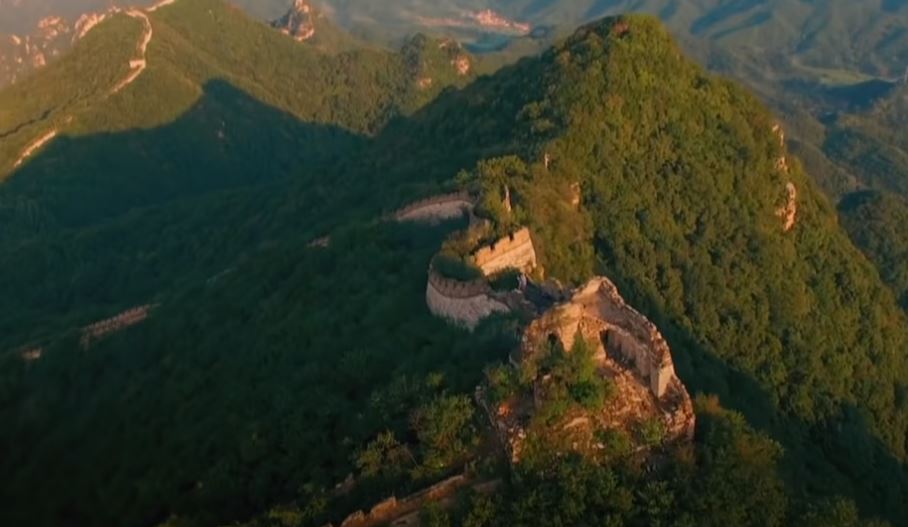 Dëmtohet Muri Kinez, u tentua krijimi i rrugës së shkurtër - Alsat