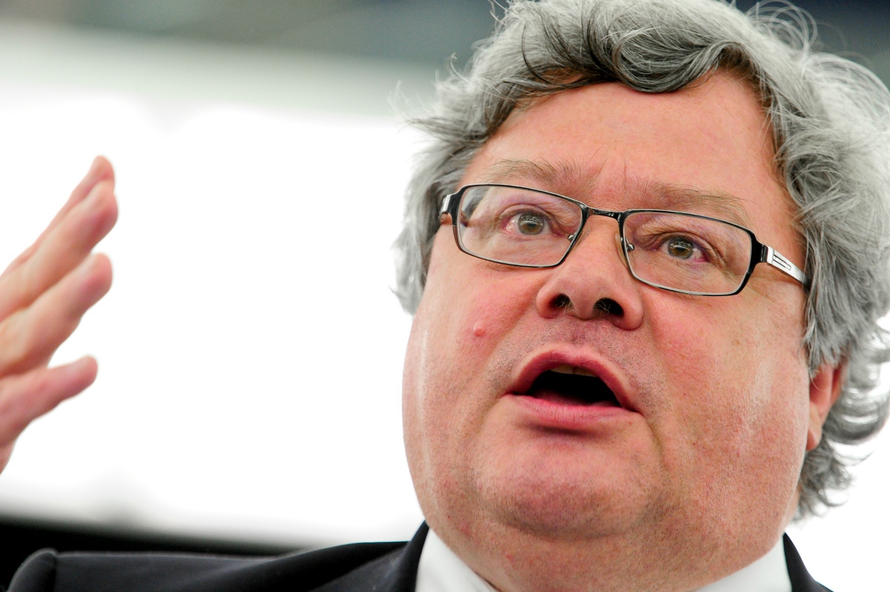 Deputeti gjerman Reinhard Butikofer: Vuçiç po gënjen paturpësisht, po ...