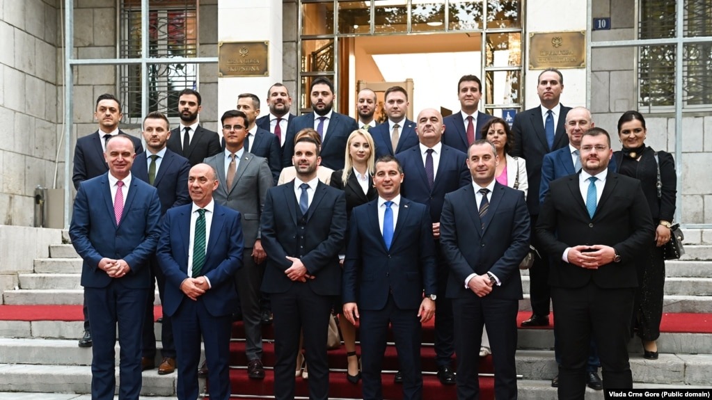 Mali i Zi me Qeveri të re, Millojko Spajiq kryeministër i ri - Alsat