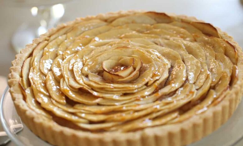 "O la la!": Një recetë për një tortë tradicionale franceze me mollë - Alsat