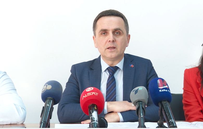 Kasami: Kërcënimi ndaj Taravarit është çnjerëzor - Alsat