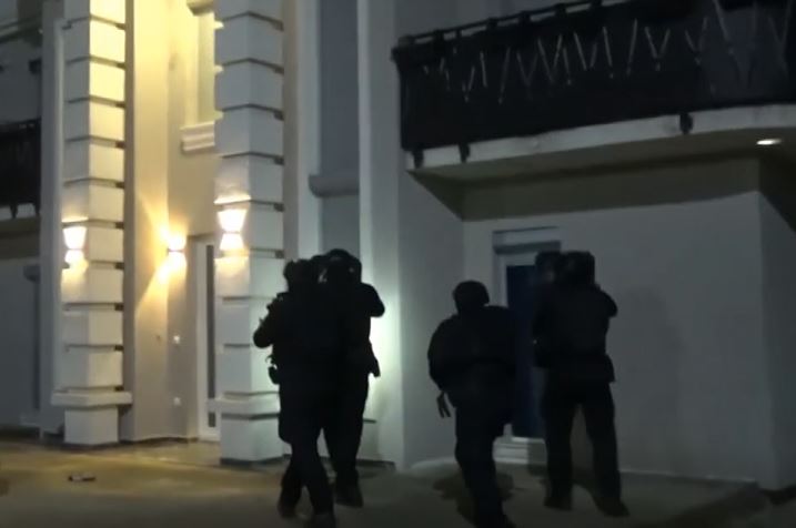 “Gërçeci” / 5 persona në paraburgim, Sheval Muaremi në arrati - Alsat