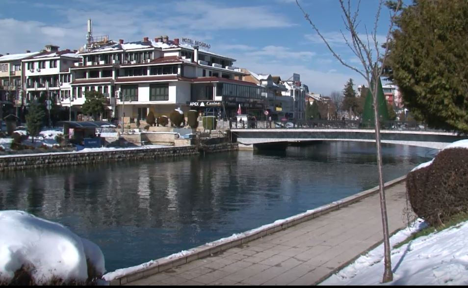 Strugë, ndotje ekstreme gjatë muajve të dimrit - Alsat