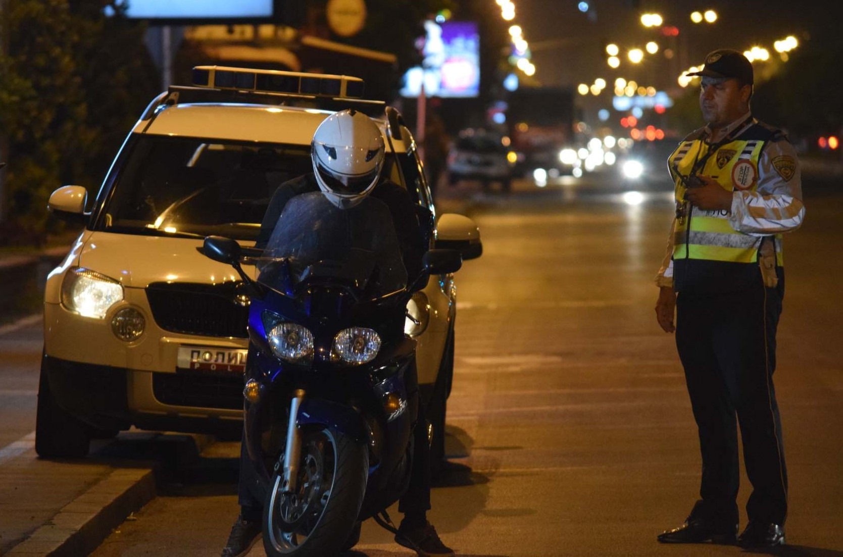 MPB njofton: 127 gjoba në Shkup, 13 vozitës pa patentë shoferi - Alsat