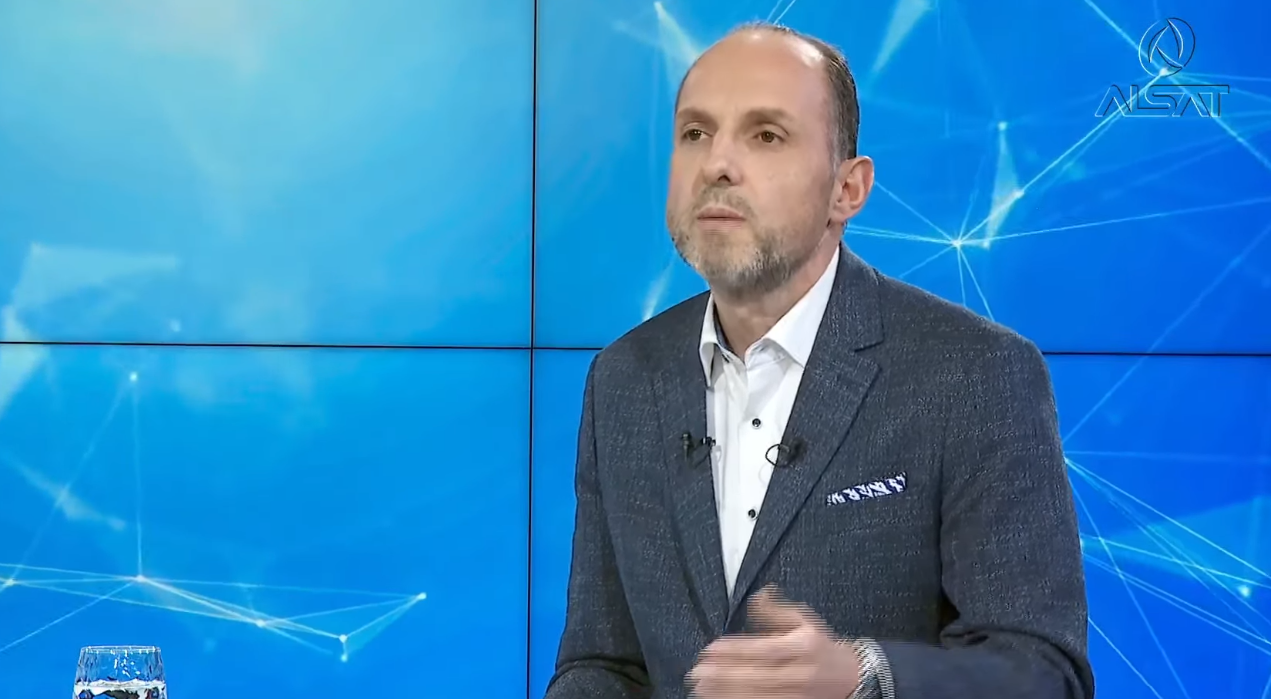 VLEN shpalosi prova të reja të cilat pretendon se dëshmojnë lidhjen e familjes së Ali Ahmetit me ...