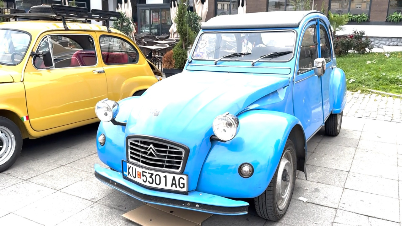 Në Tetovë u ekspozuan vetura të vjetra të njohura si Oldtimer - Alsat