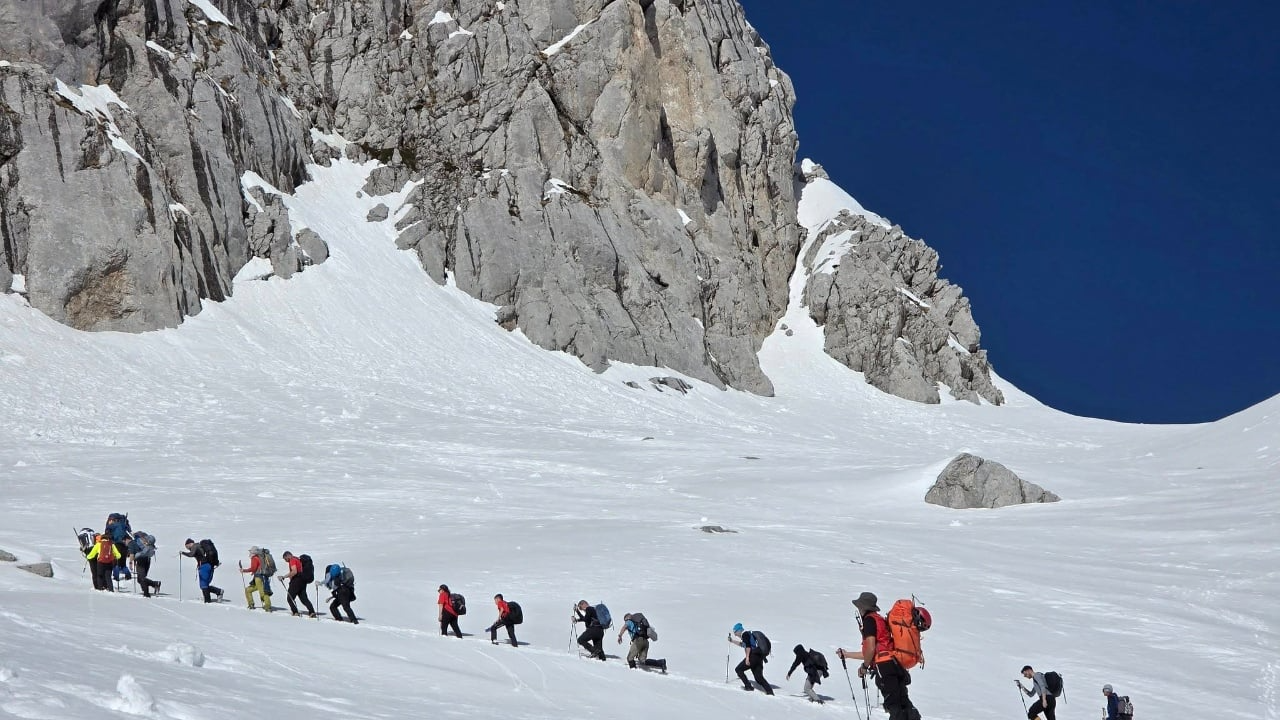 Spektakël natyror dhe maja të mbushura me dëborë - Alsat