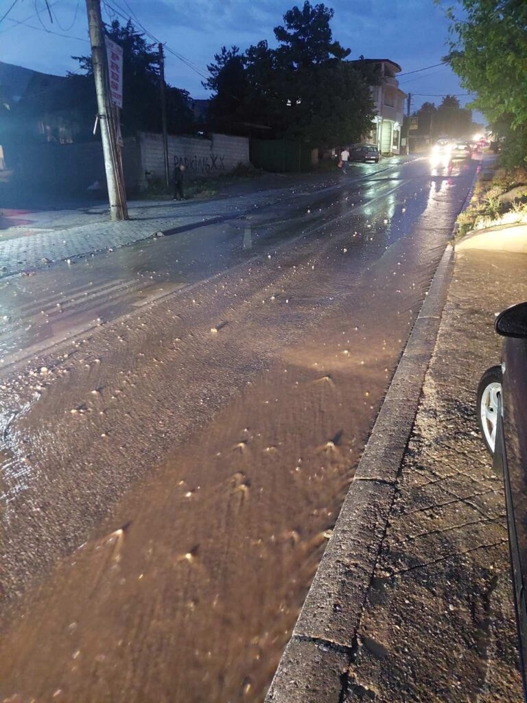 QMK: Haraçina dhe Stajkovci të dëmtuara nga rreshjet e rrëmbyeshme të ...