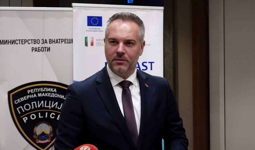 Arratisja e zyrtarëve/ Janev: Po punohet intensivisht, por për momentin ...