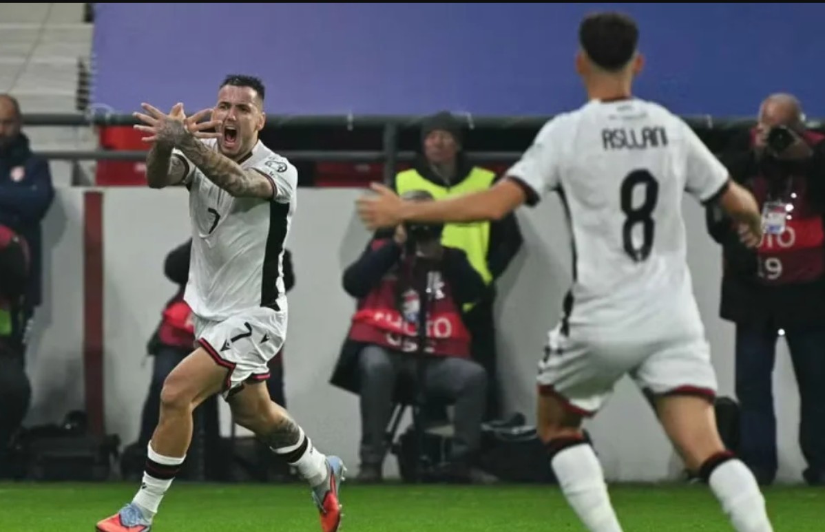 Manaj “çmend” serbët: Trajneri serb më përgëzoi për golin në Leskovc ...