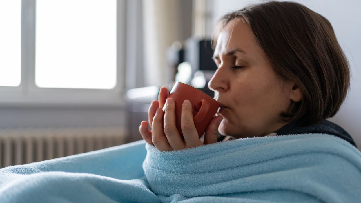 Çajrat që ndihmojnë gjatë ftohjes: Si t’i përdorni saktë për efekt ...